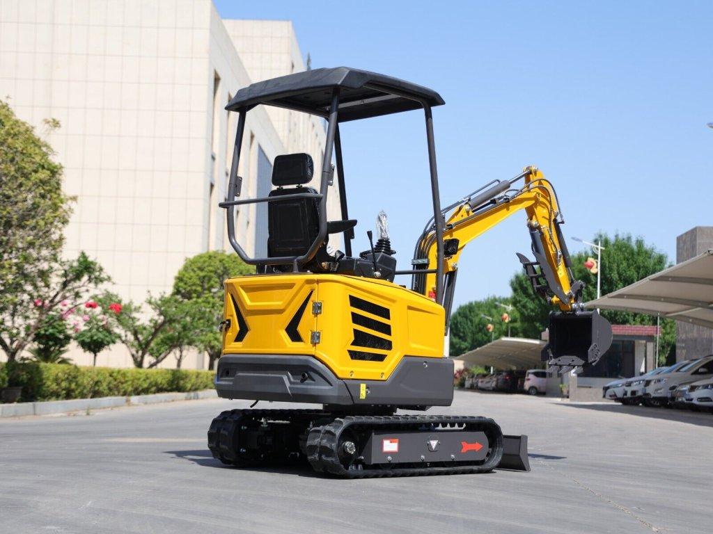 Brand NEW MINI Excavator DIESEL Engine 1.8T in Red and Yellow Color